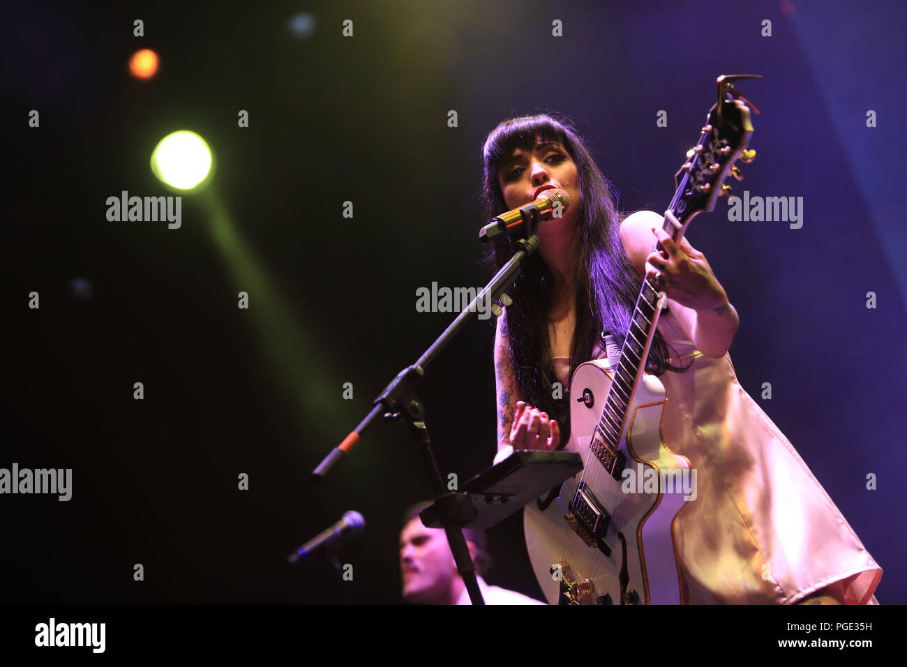 Cantante mon laferte hi-res stock photography and images - Alamy