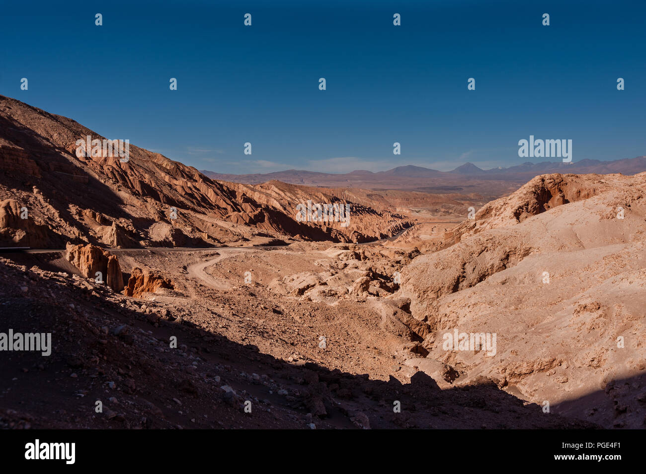 Valle de la Muerte (Death Valley): a valley where gigantic dunes and ...