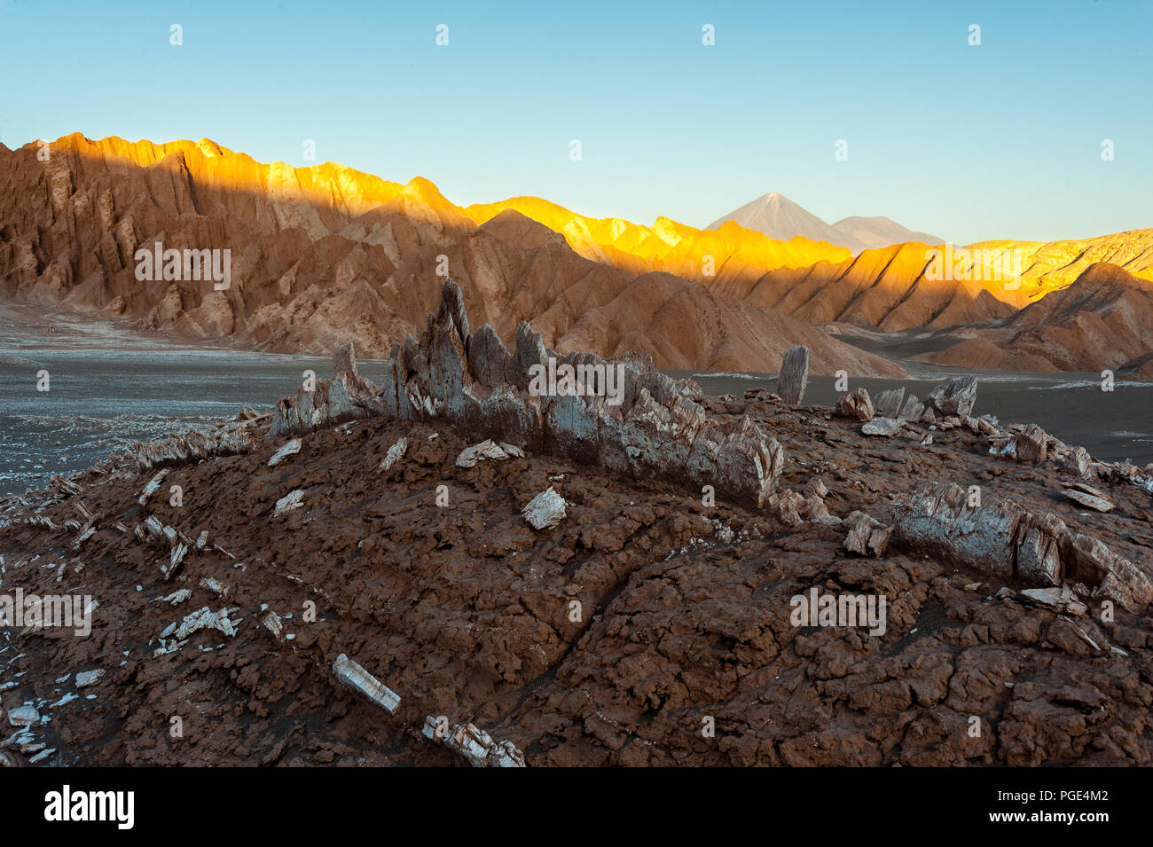 Valle de la Muerte (Death Valley): a valley where gigantic dunes and ...