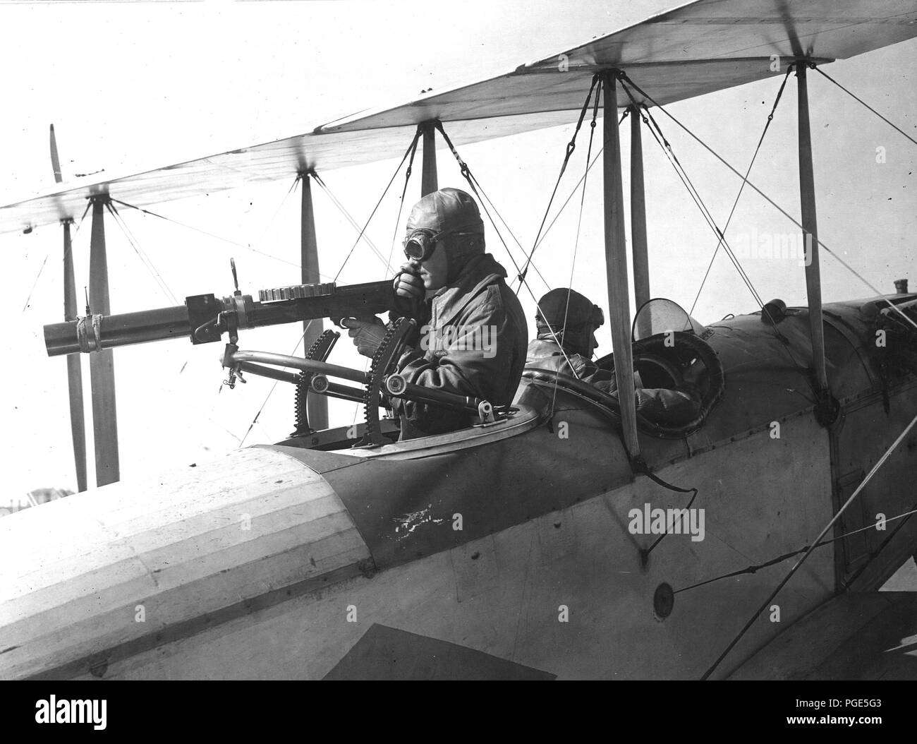 Airplanes - Ordnance - Aeroplane Ordnance. Machine Gun Ship, Camera Gun ...
