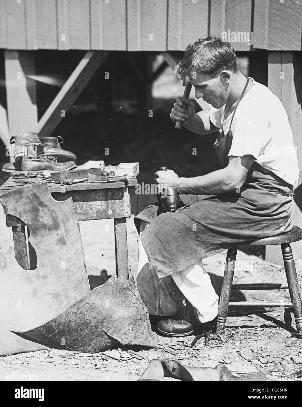 Prisoners prison work hi-res stock photography and images - Alamy