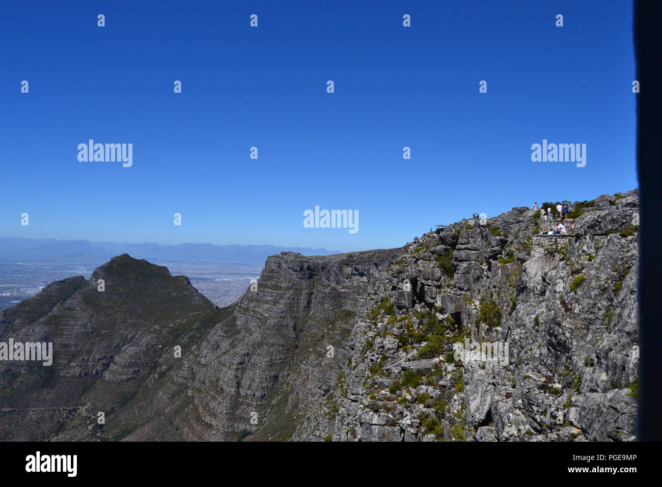 Table Mountain is 1 of the famous landmarks of Cape Town. It is a must ...