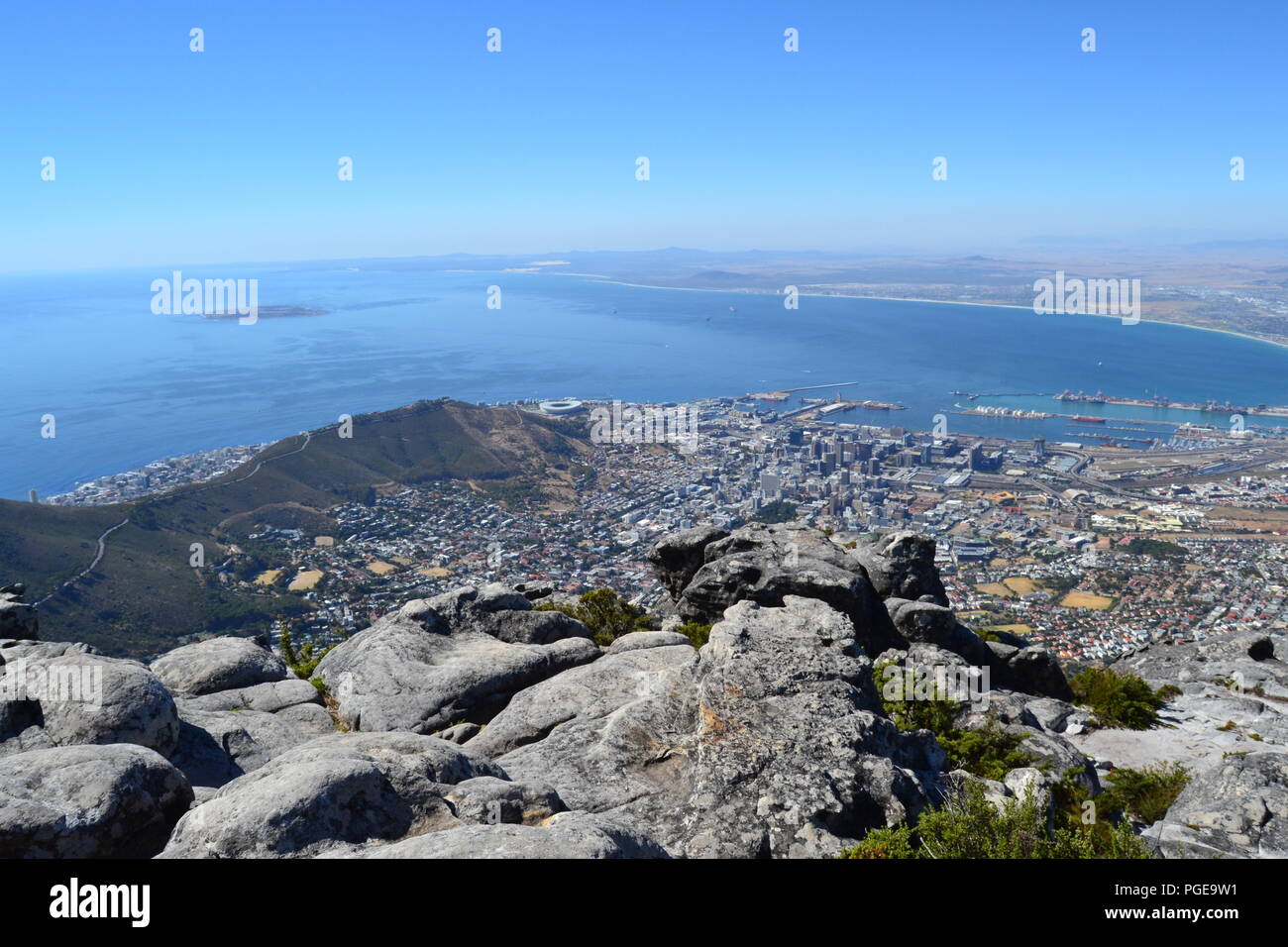 Table Mountain is 1 of the famous landmarks of Cape Town. It is a must ...