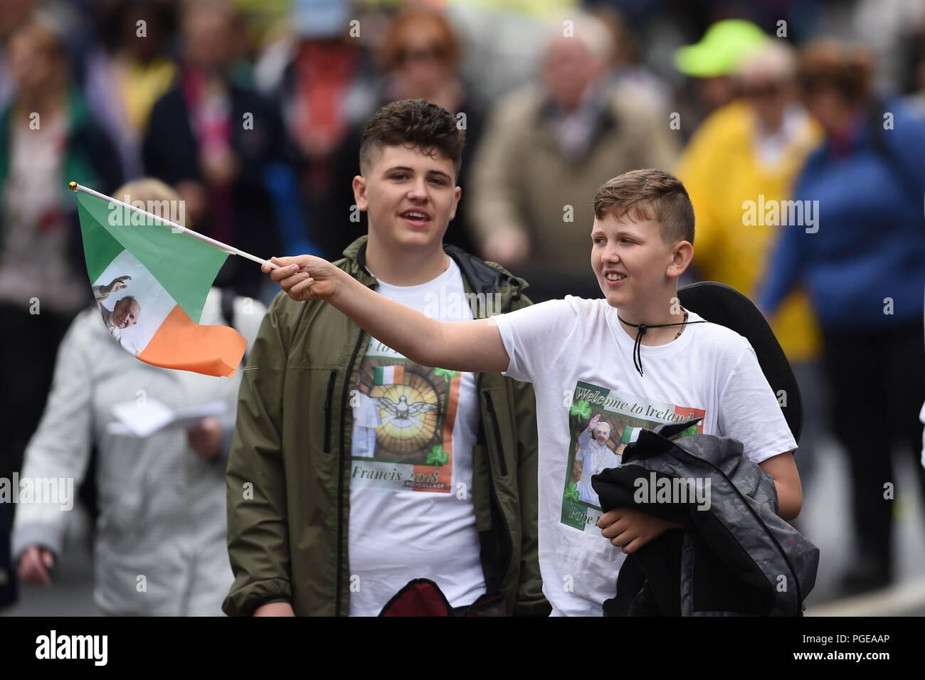 The Ward family arrive at Phoenix Park ahead of the afternoon Papal ...