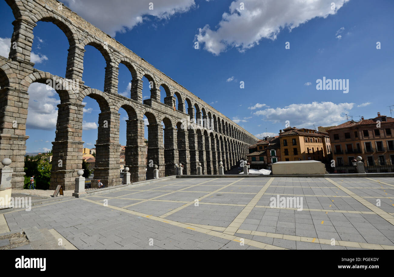 Segovia tourist attractions hi-res stock photography and images - Alamy