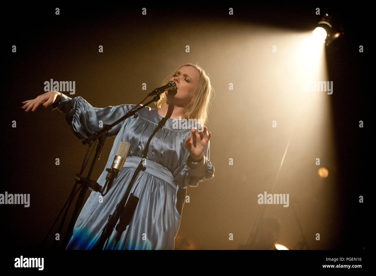 Noorse zangeres hi-res stock photography and images - Alamy