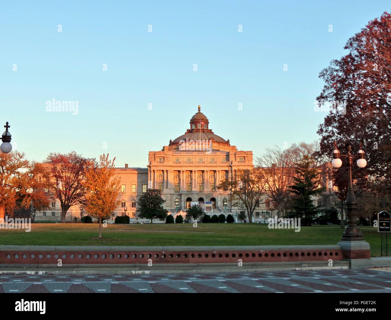 Fall congress hi-res stock photography and images - Alamy