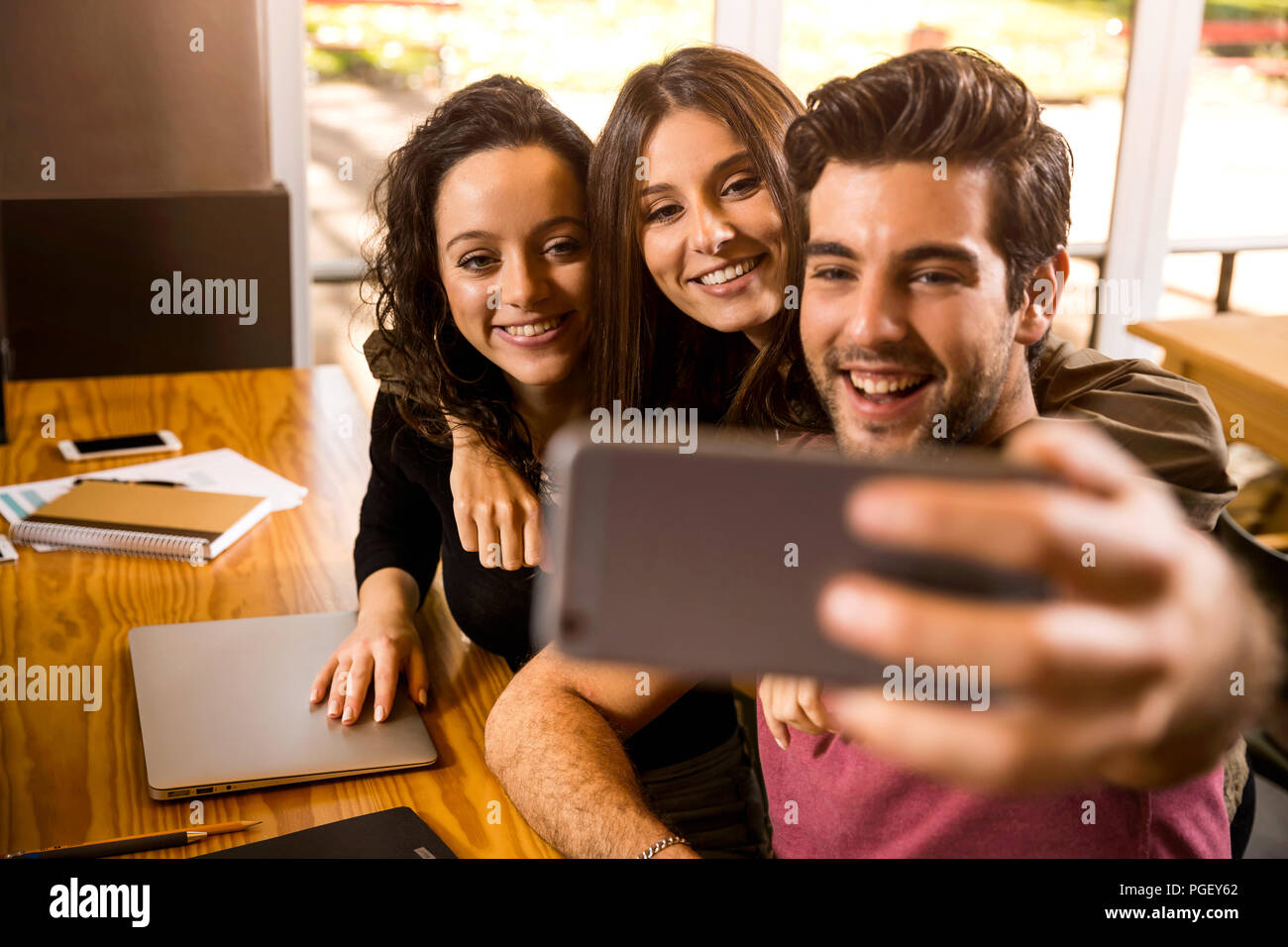 Selfie shoot hi-res stock photography and images - Alamy