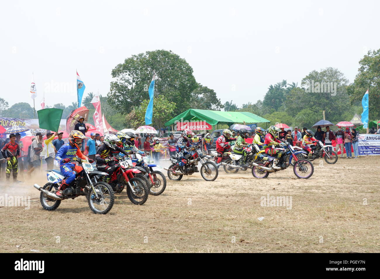 Amateur Motocross Racing Stock Photo - Alamy