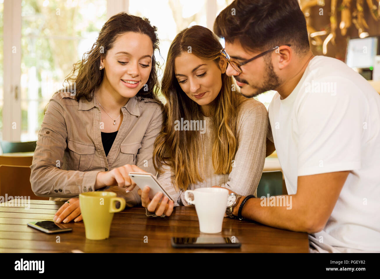 Group technology hi-res stock photography and images - Alamy