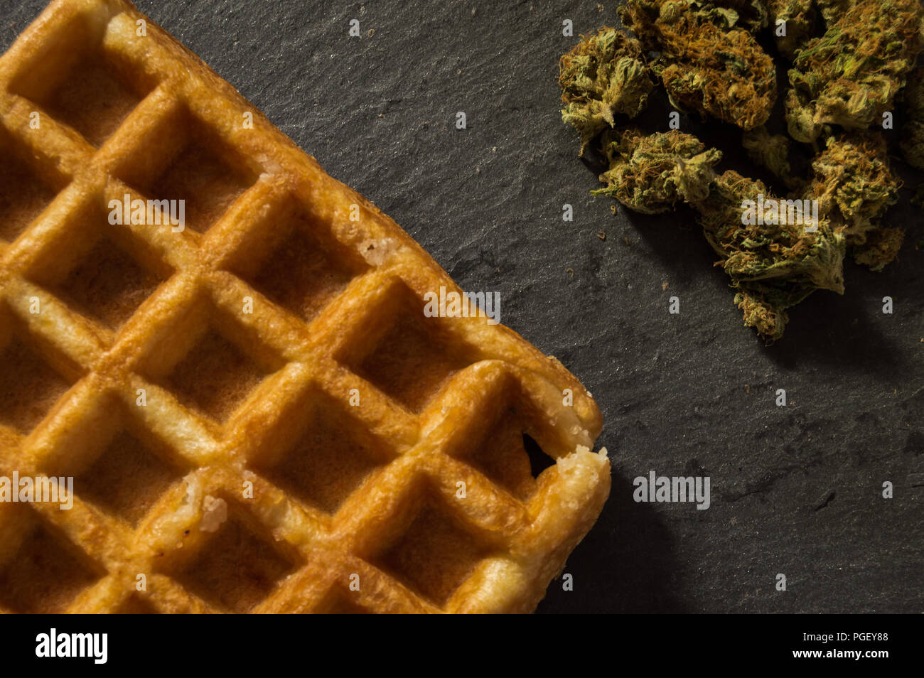 Smoking pastry hi-res stock photography and images - Alamy