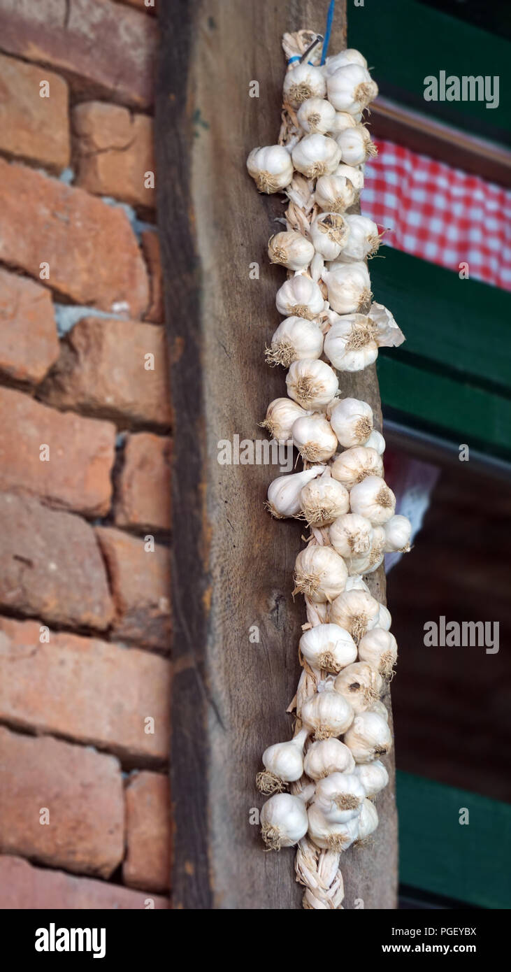 Brick hanging string hi-res stock photography and images - Alamy