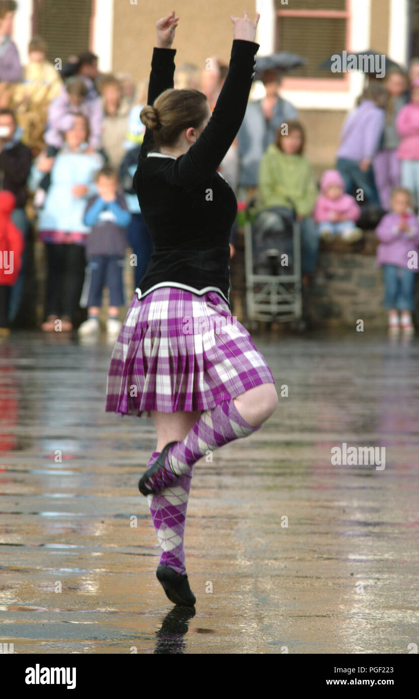Scottish highland dancer hi-res stock photography and images - Alamy