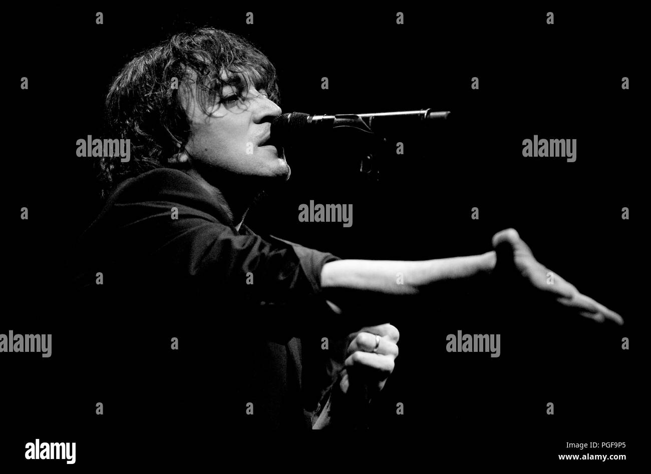 10 05 Black and White Stock Photos & Images - Alamy
