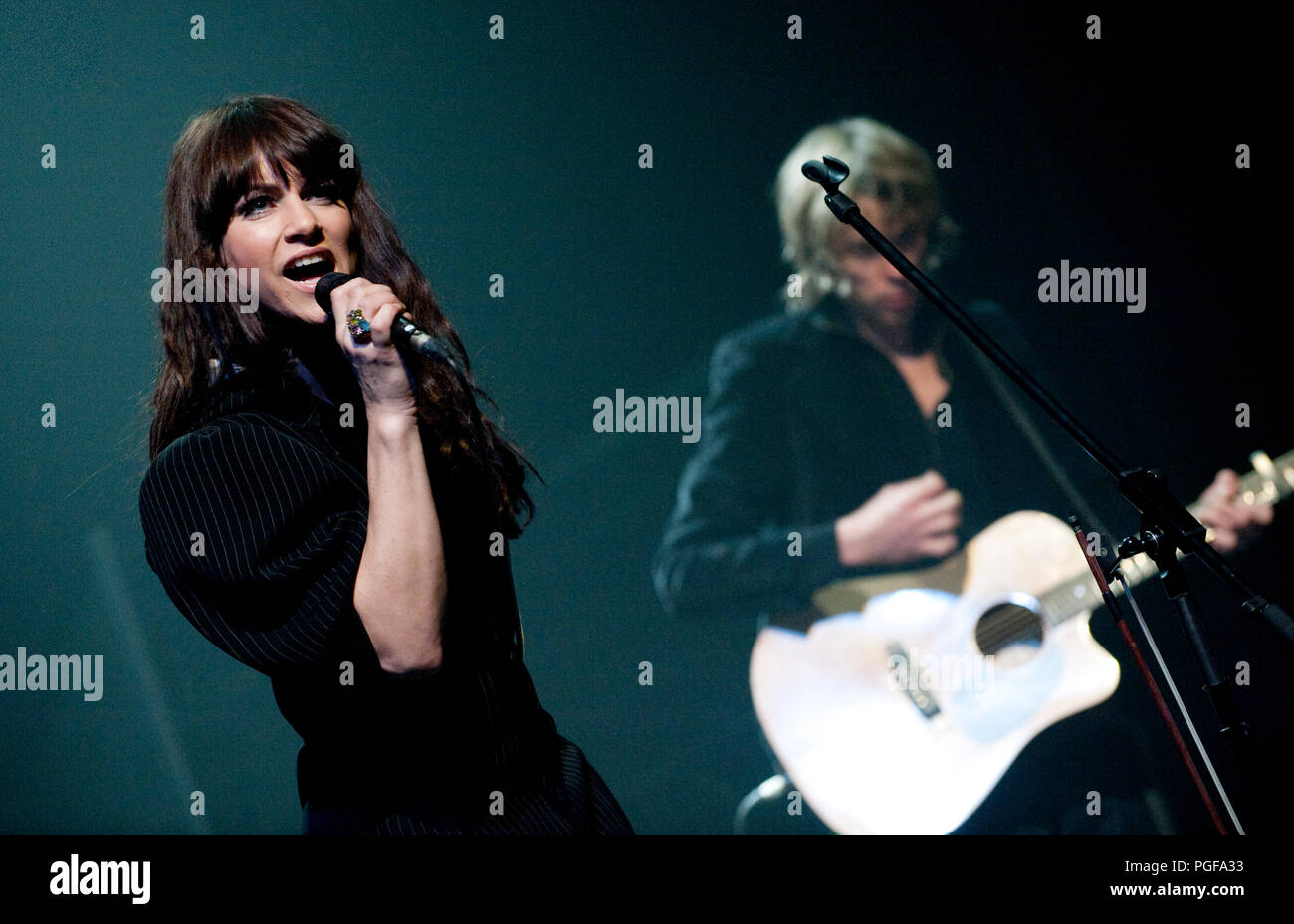 Nederlandse zangeres hi-res stock photography and images - Alamy