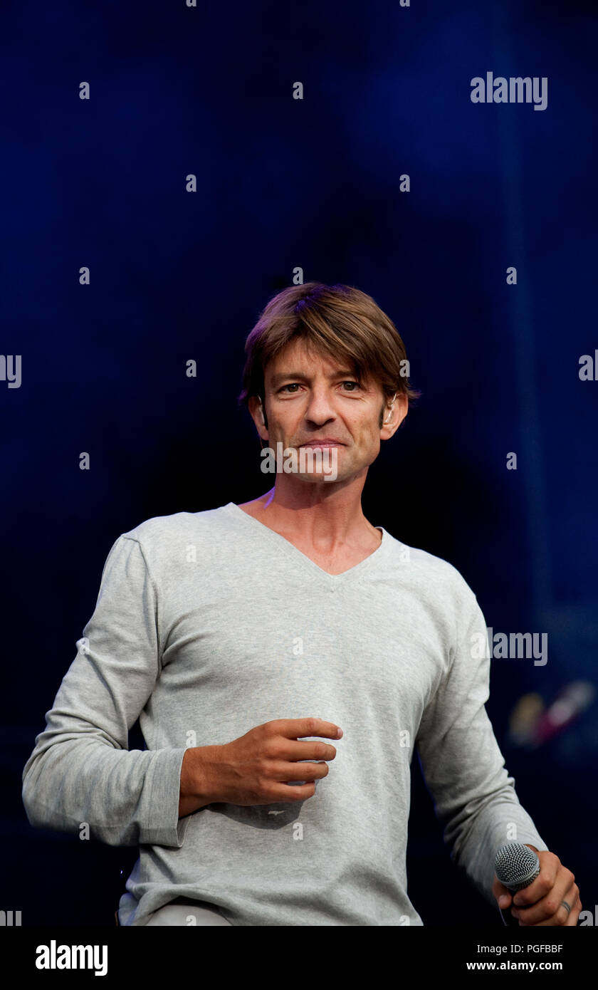 Flemish pop band hi-res stock photography and images - Alamy