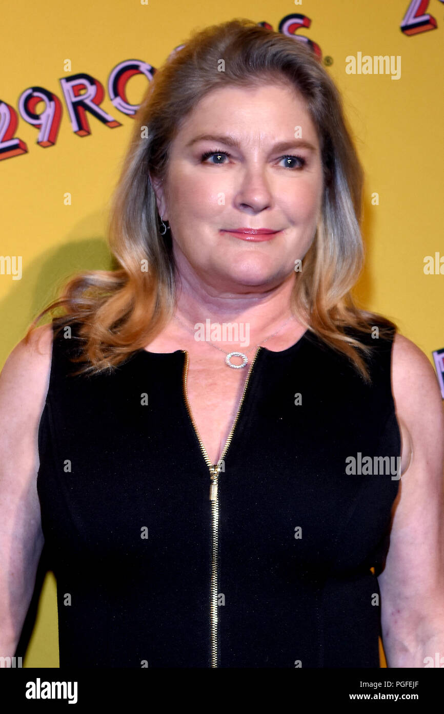 Katherine kiernan maria mulgrew hi-res stock photography and images - Alamy