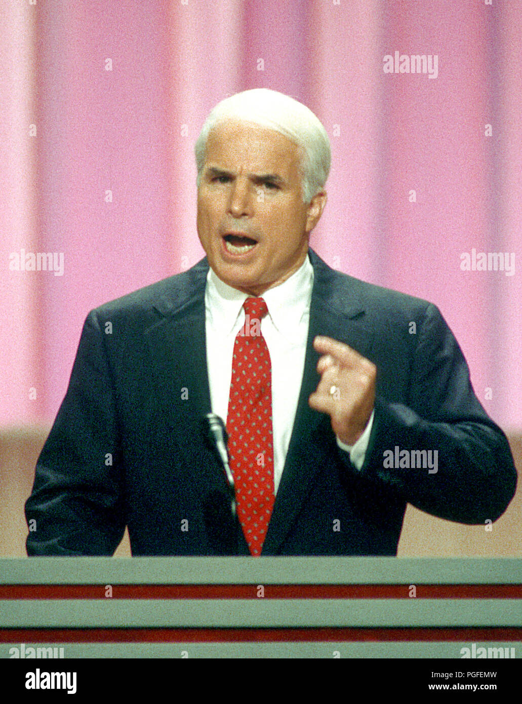 United States Senator John McCain (Republican of Arizona) makes remarks ...