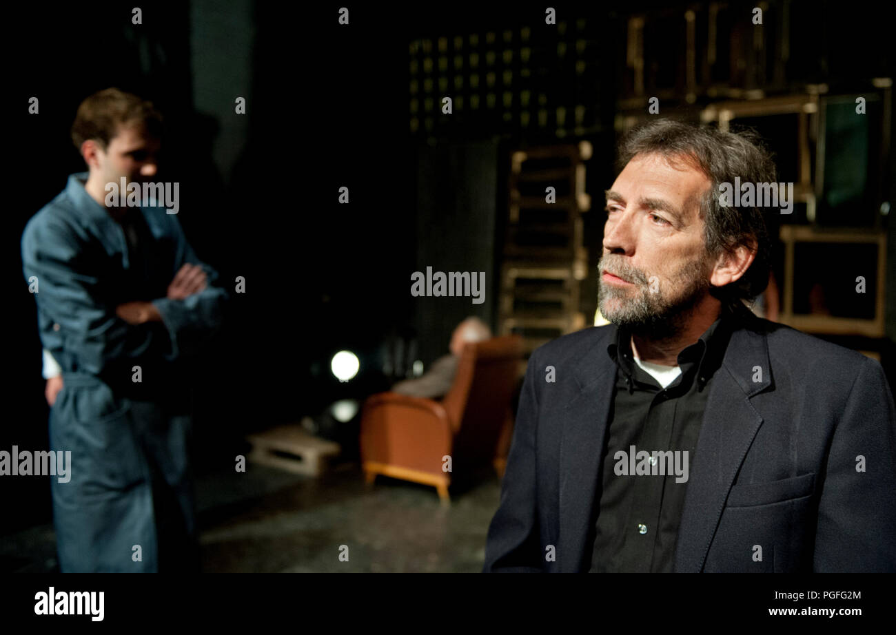 Theatre company De Reynaertghesellen playing "De Heerlijkheid Van Asten ...