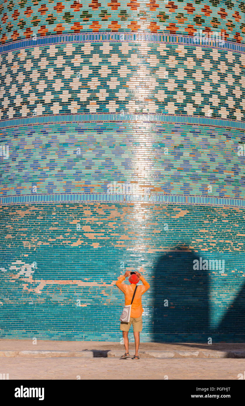 Tourist near ancient historic building in Uzbekistan Stock Photo - Alamy