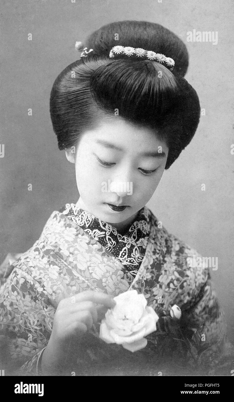 [ c. 1910s Japan - Young Japanese Woman ] — Young Japanese maiko in ...