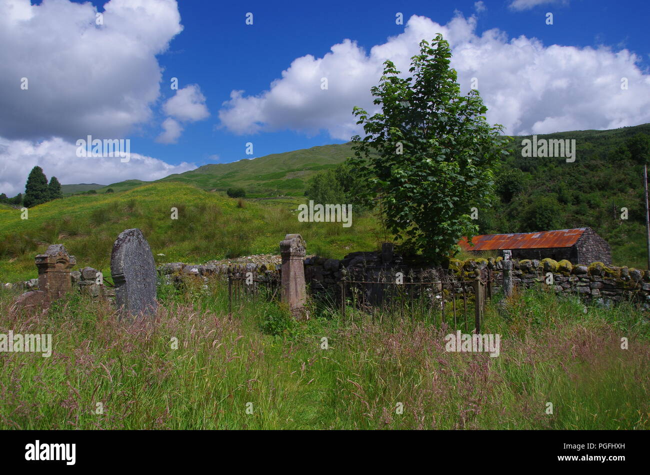 St Fillan's Priory Graveyard @ Kirkton. John o' groats (Duncansby head ...