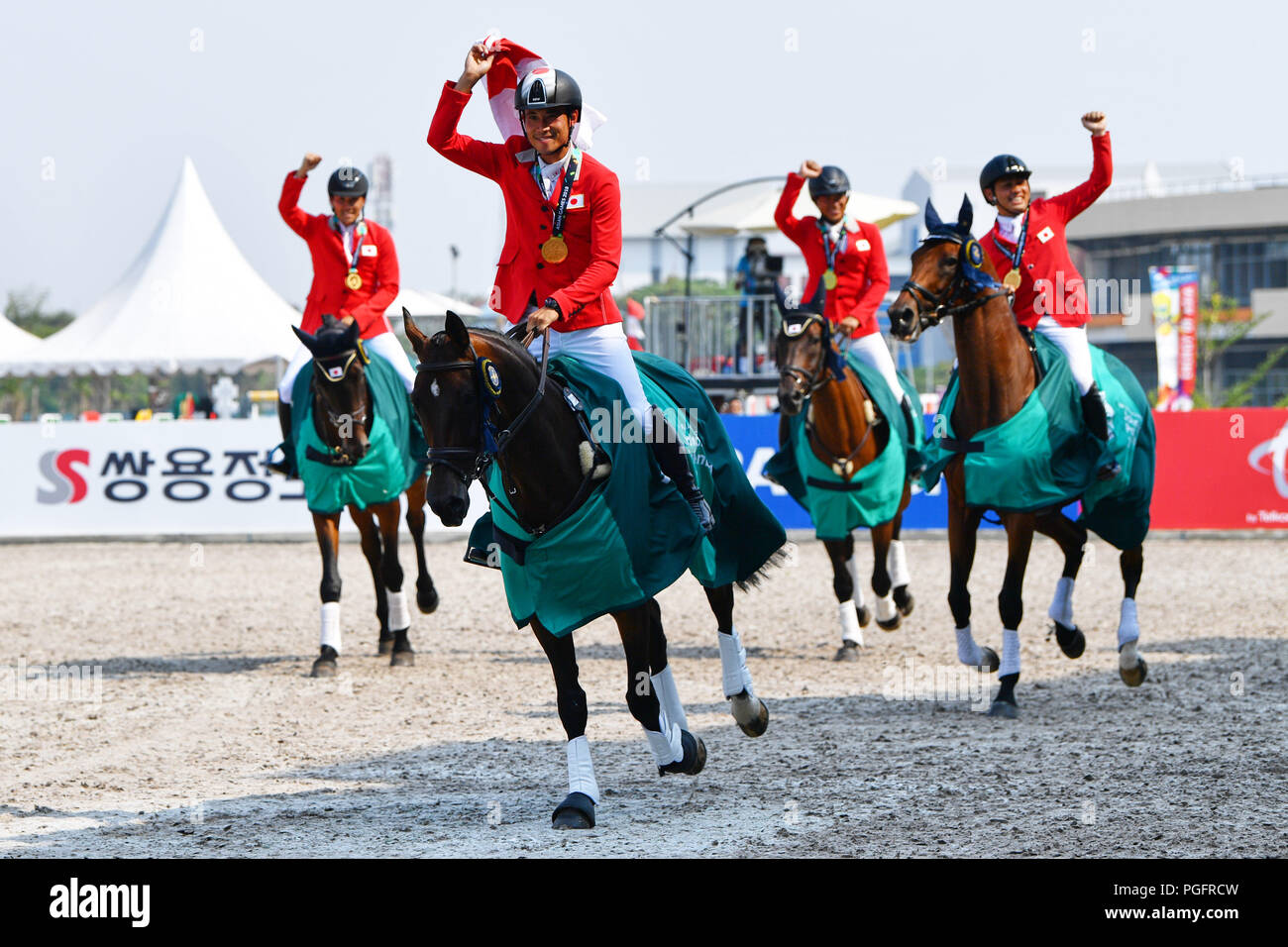 Jakarta, Indonesia. Credit: MATSUO. 26th Aug, 2018. Japan team group ...