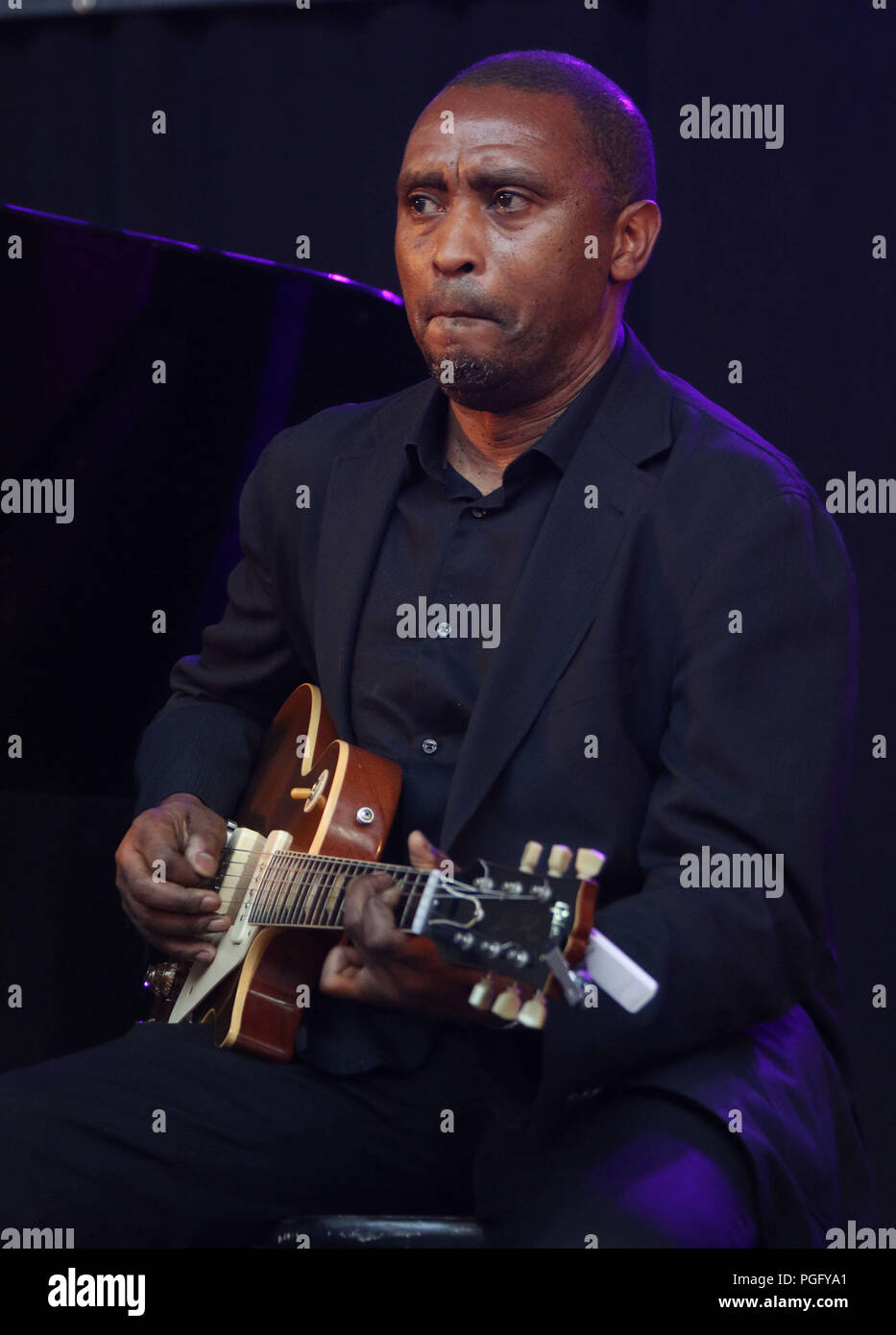 New York City, New York, USA. 24th Aug, 2018. Jazz guitarist MARVIN ...
