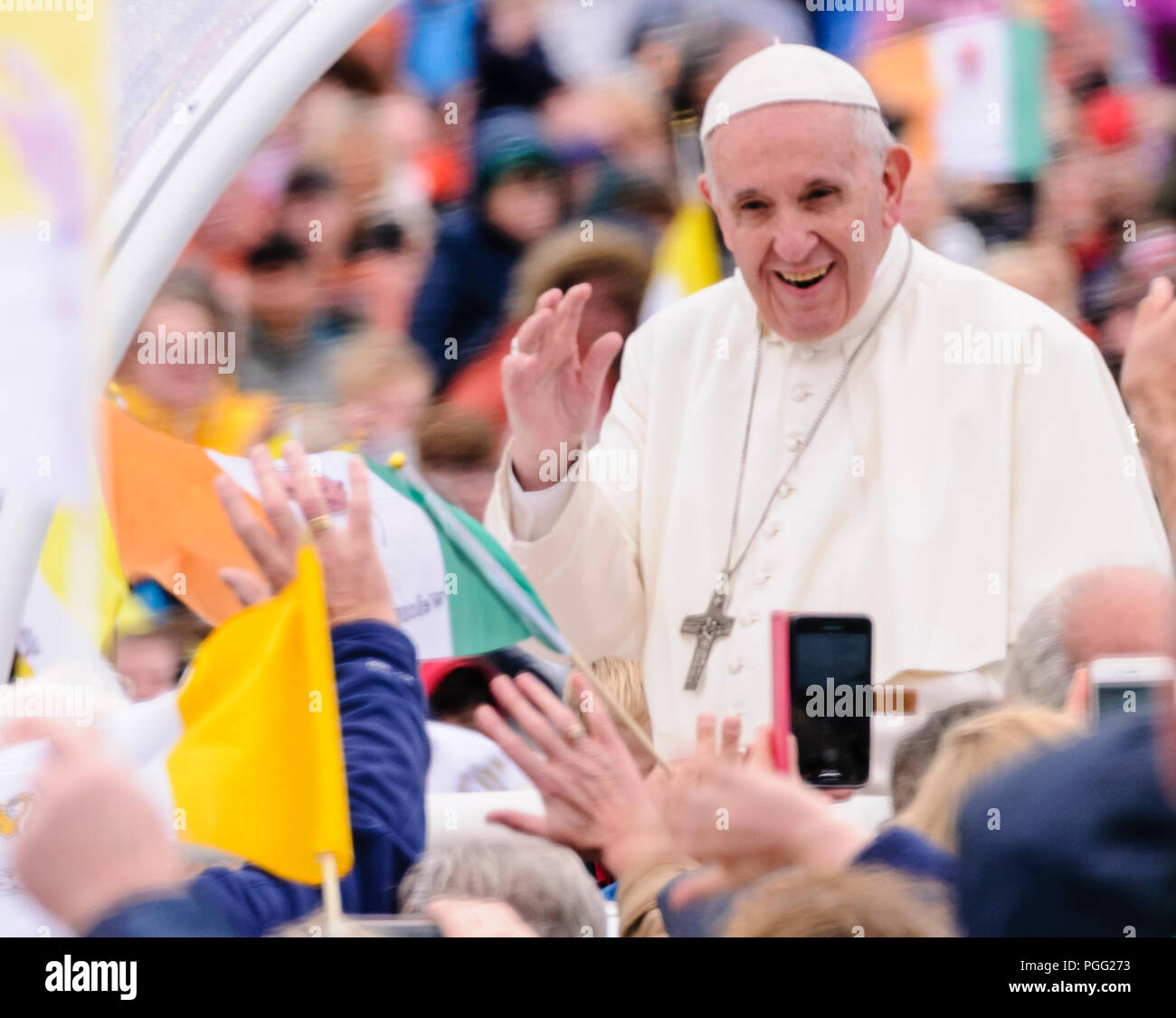 Popemobile hi-res stock photography and images - Alamy