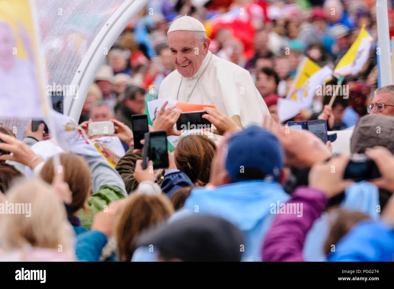 Popemobile hi-res stock photography and images - Alamy