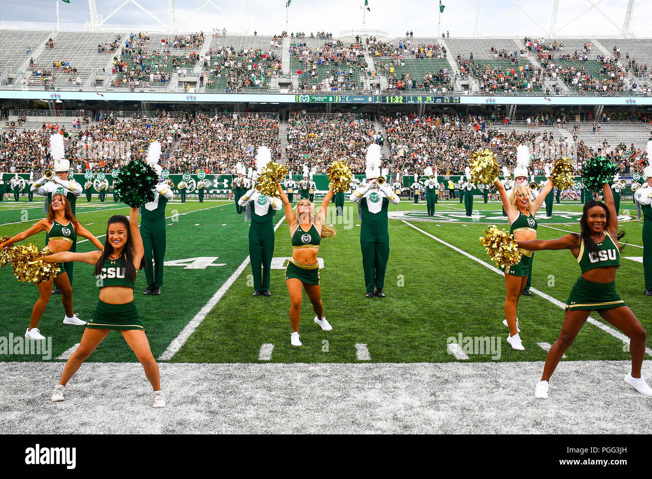 Hawaii Cheerleaders 2011
