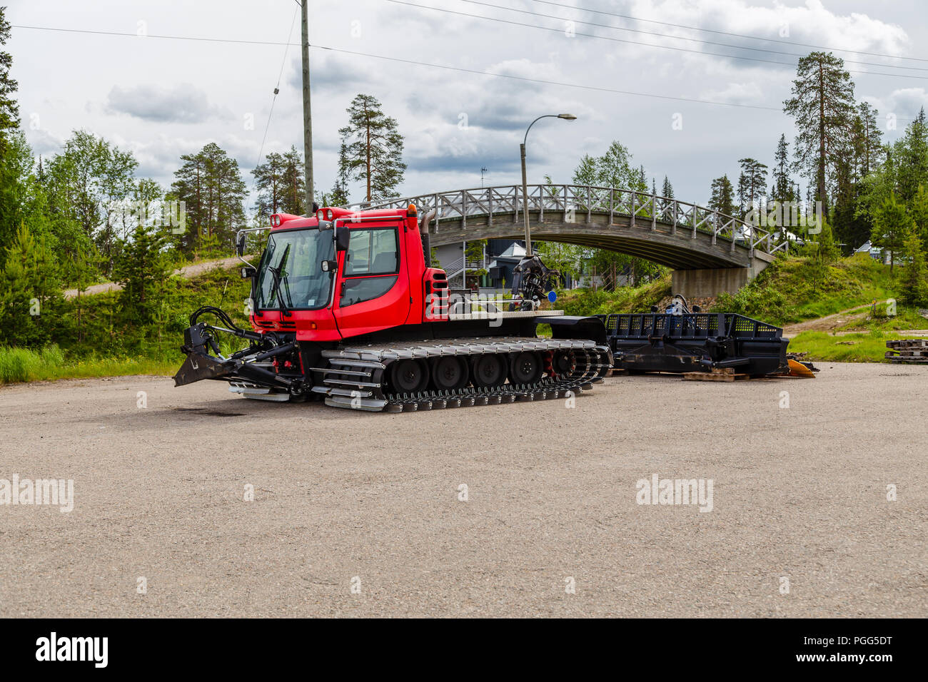 Snowcat machine hi-res stock photography and images - Alamy
