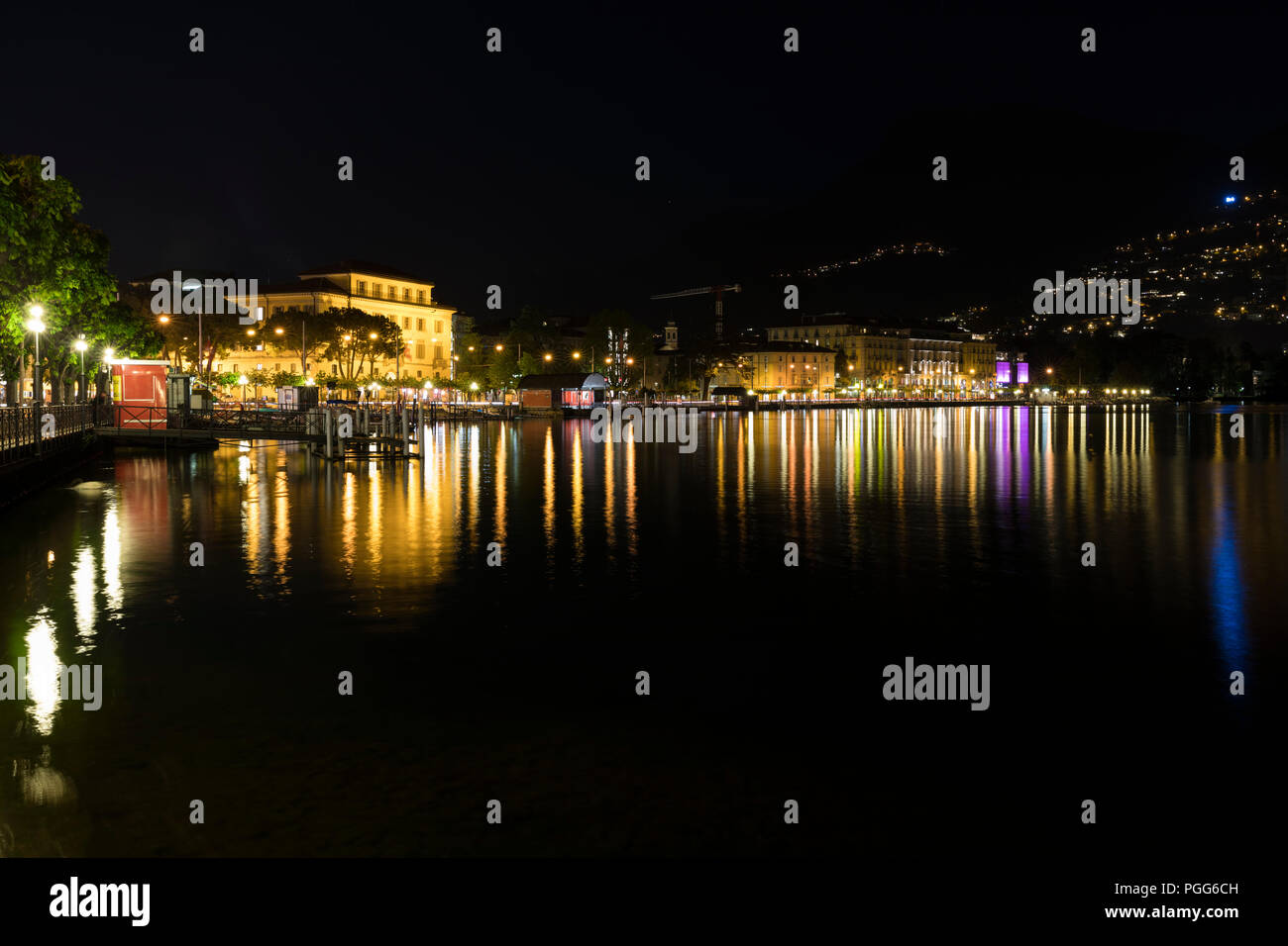 Illuminated city night hi-res stock photography and images - Alamy