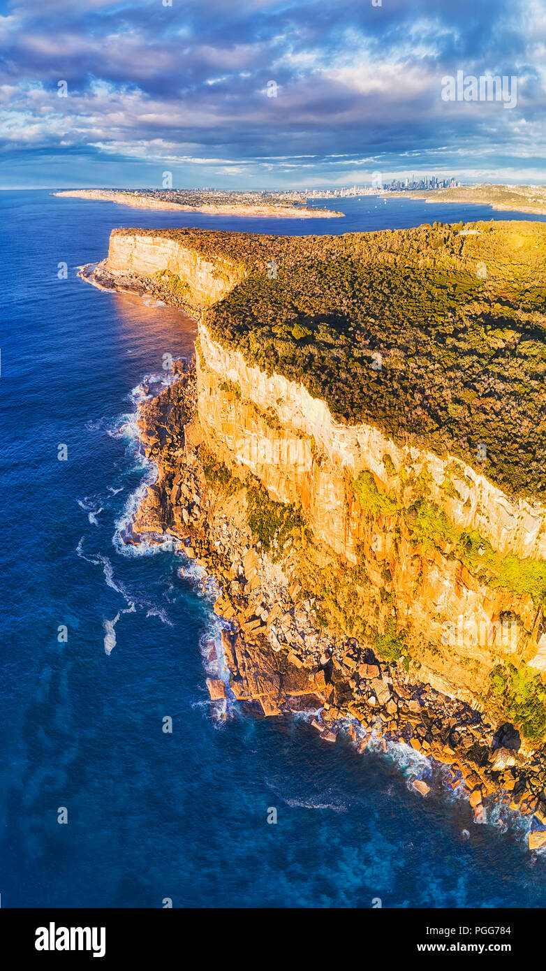 Edge of the plateau hi-res stock photography and images - Alamy