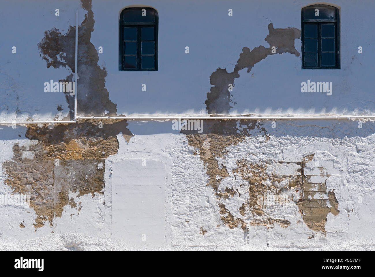 Pealing plaster hi-res stock photography and images - Alamy