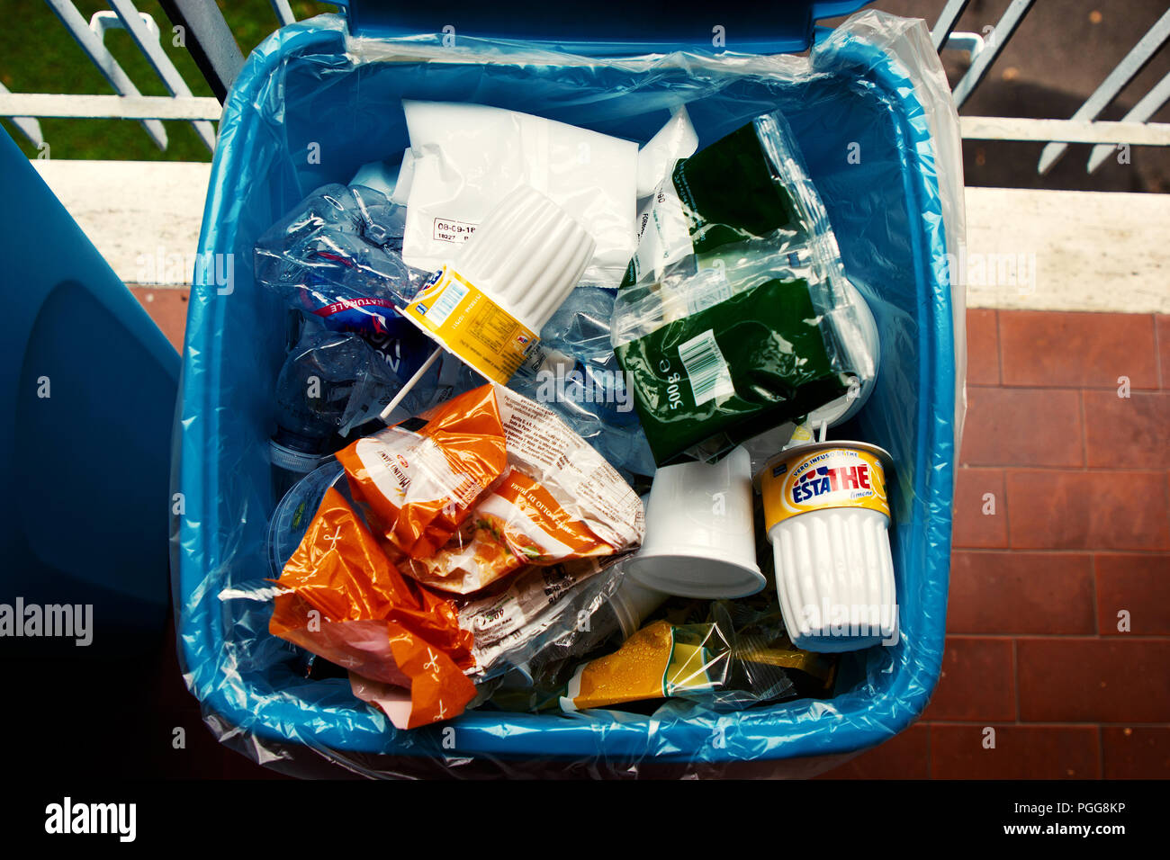 Blue bin hi-res stock photography and images - Alamy
