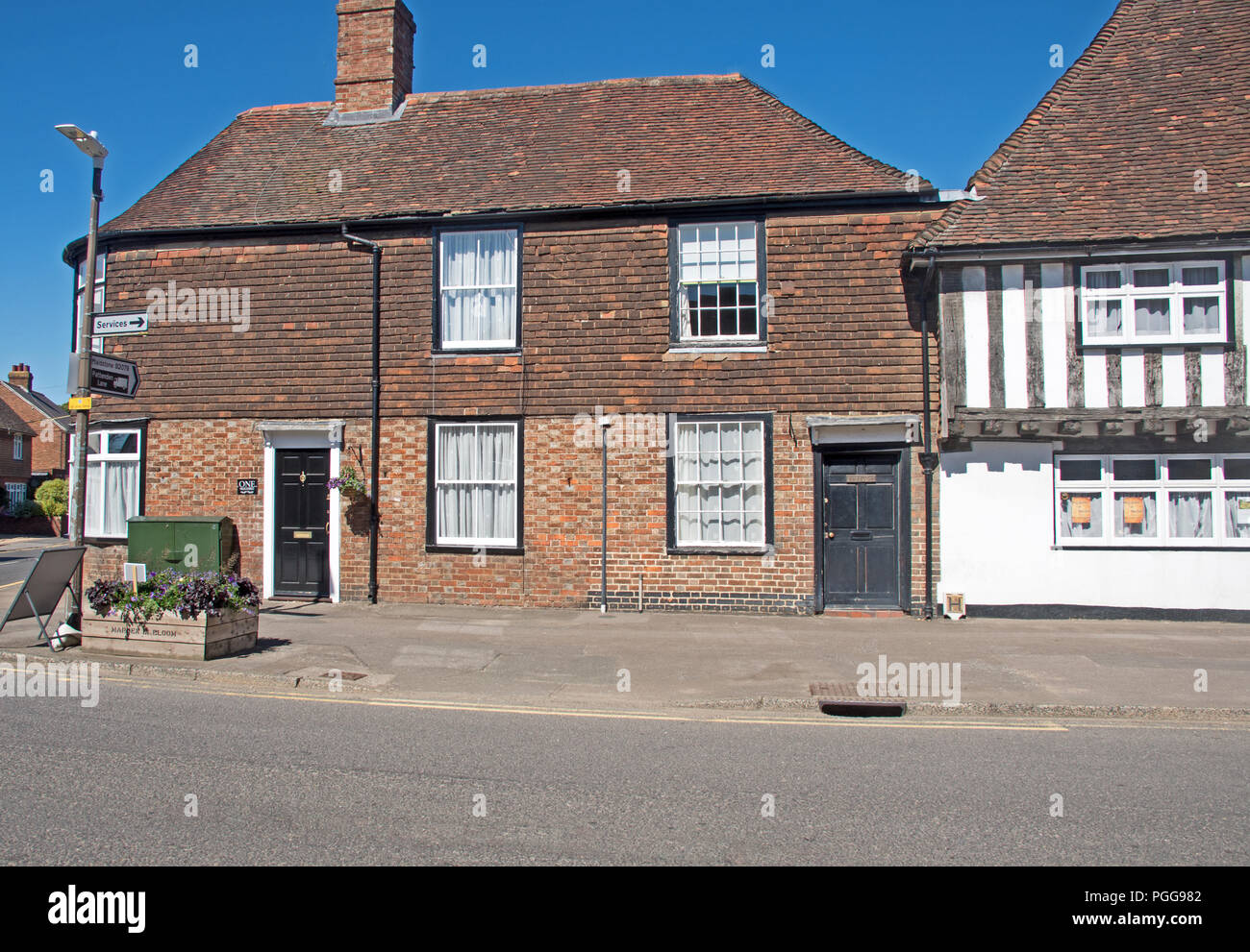 Marden Village House Kent Stock Photo - Alamy