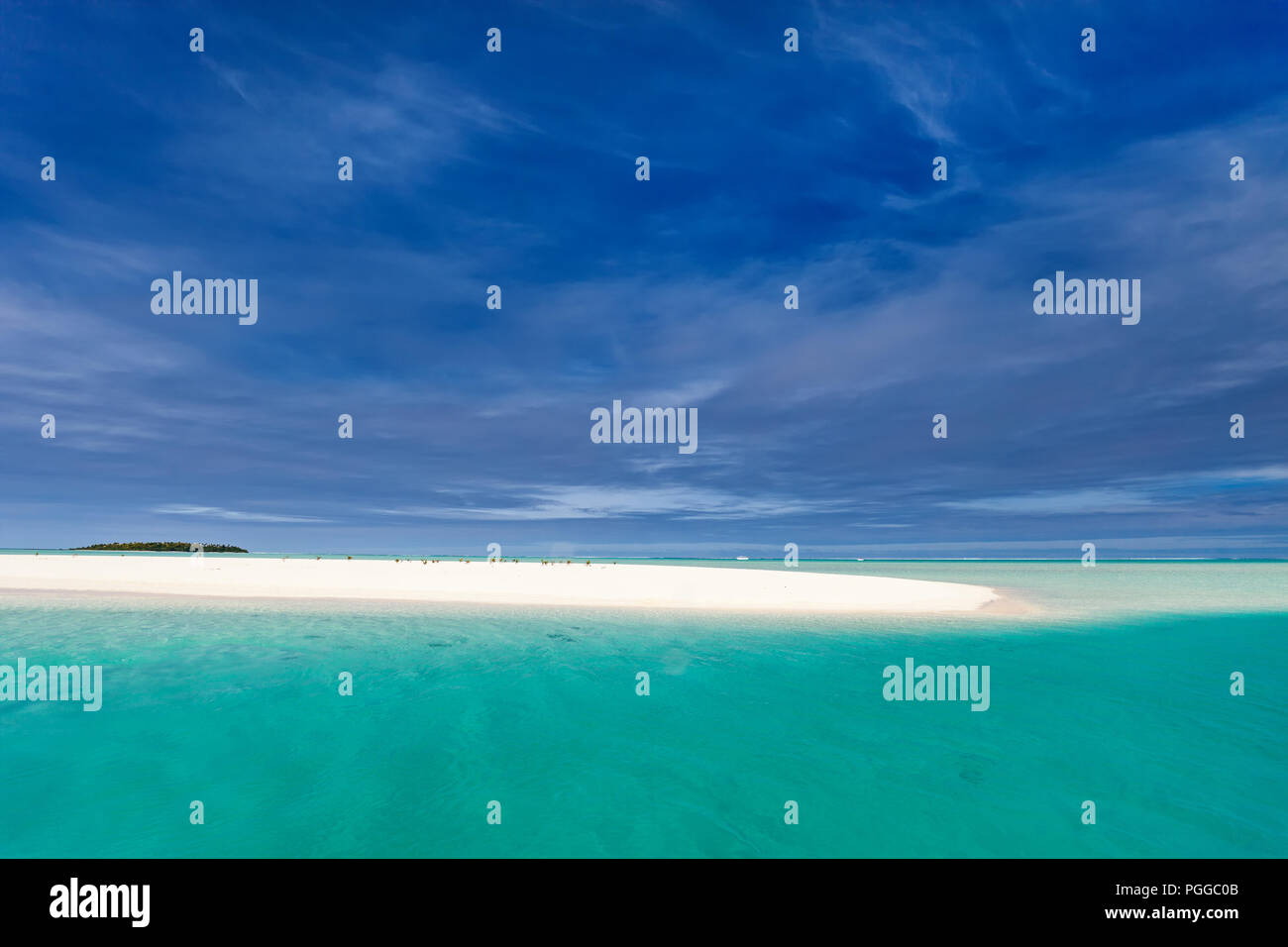 Stunning tropical lagoon and exotic islands with palm trees, white sand ...