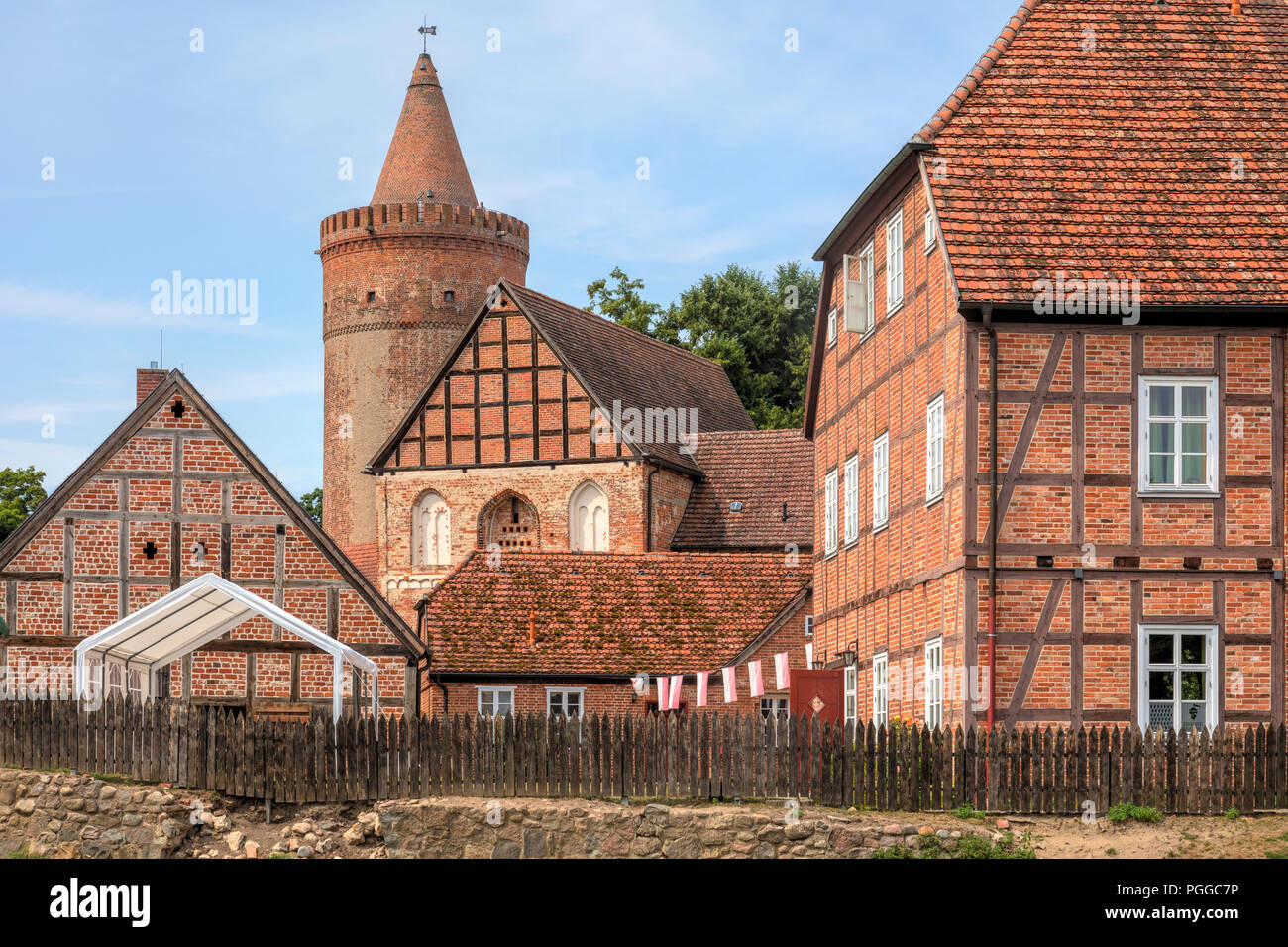 Burg Stargard, Neubrandenburg, Mecklenburg-Vorpommern, Germany, Europe ...
