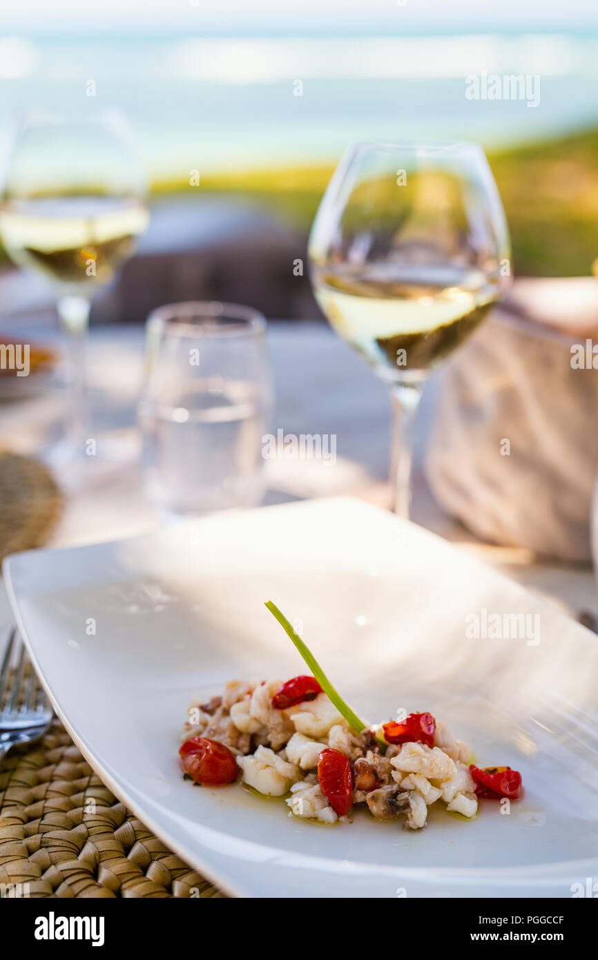 Fish starter hi-res stock photography and images - Alamy