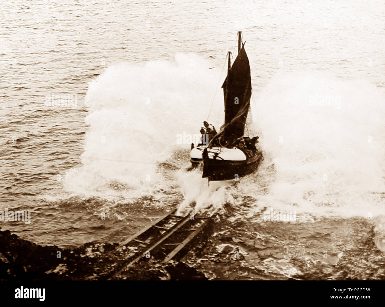 Lifeboatmen hi-res stock photography and images - Alamy