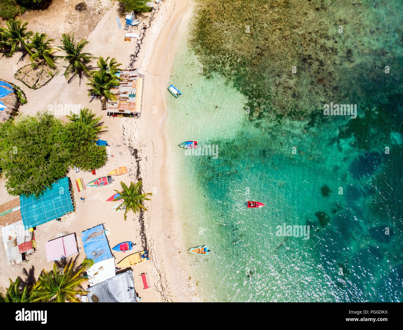 Mayreau island in grenadines caribbean hi-res stock photography and ...