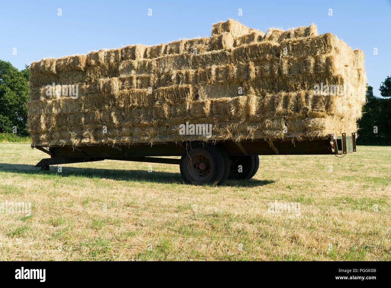 Traditional small bales hi-res stock photography and images - Alamy