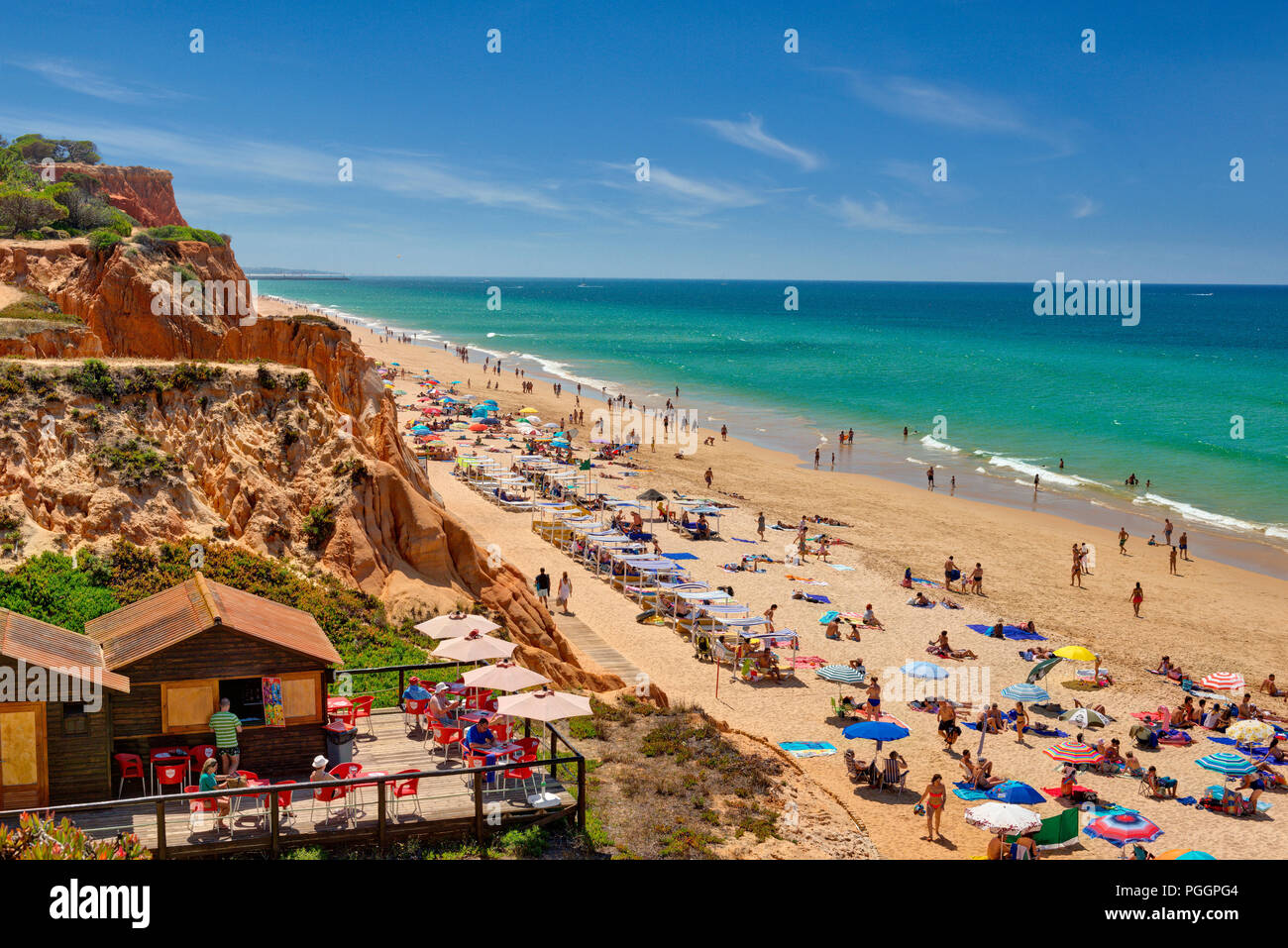 Praia da Falésia, the beach café at the hotel Alfamar Stock Photo - Alamy