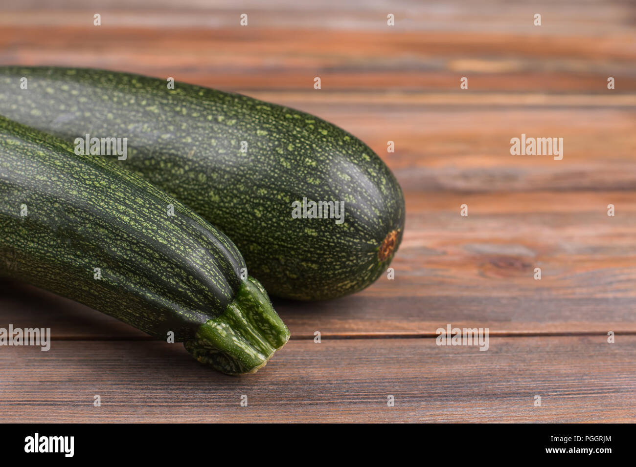 Courgette black beauty hi-res stock photography and images - Alamy