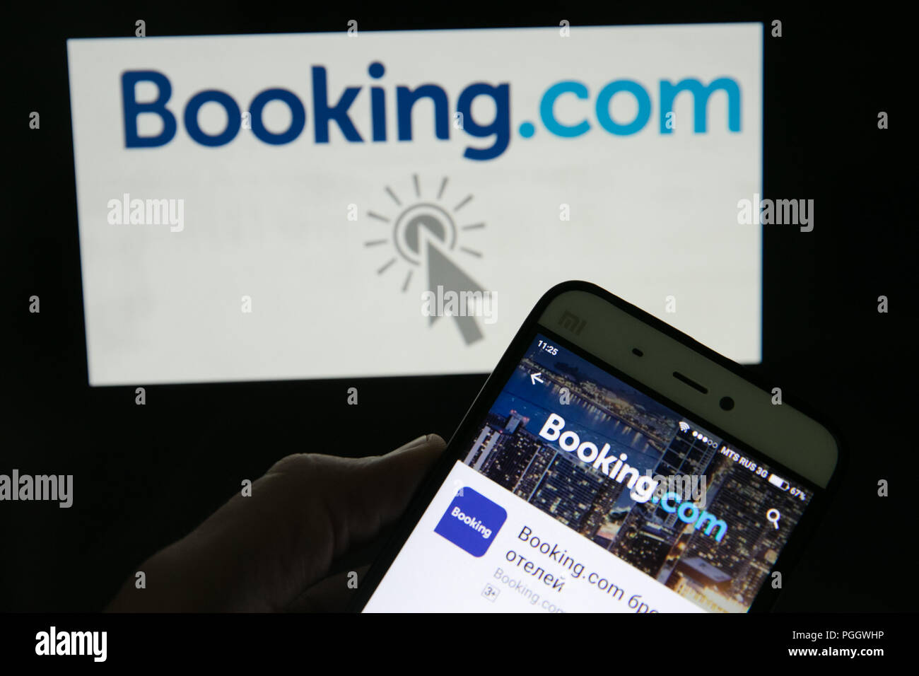 Bookingcom logo hi-res stock photography and images - Alamy