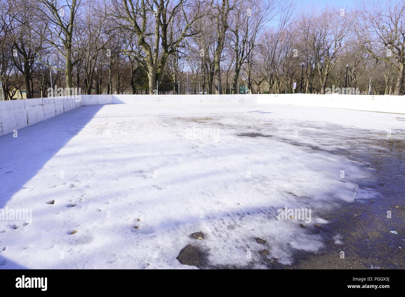 Canada city snow melt hi-res stock photography and images - Alamy