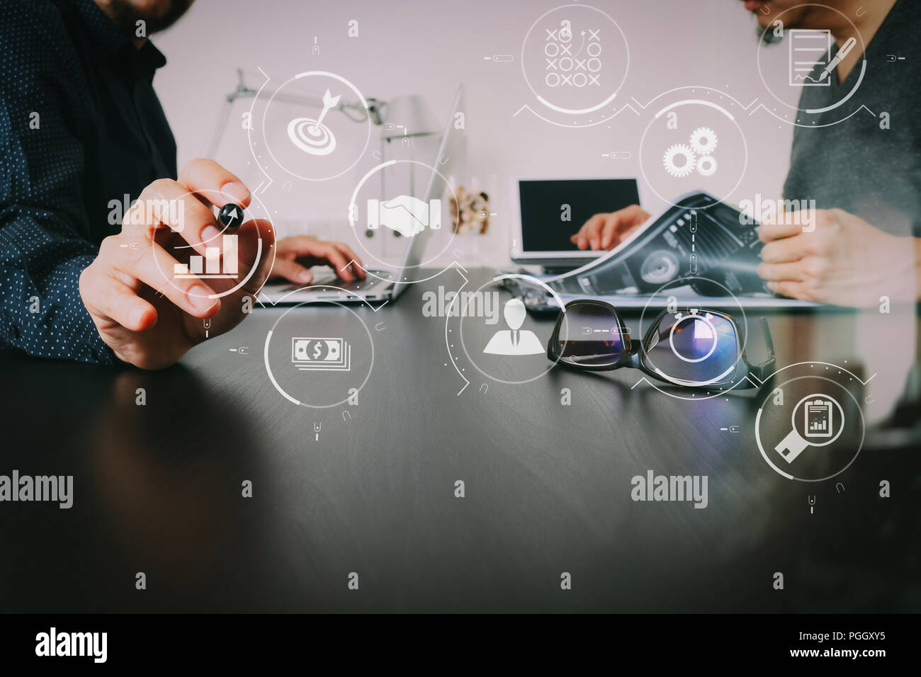 Workflow automation flowchart hi-res stock photography and images - Alamy