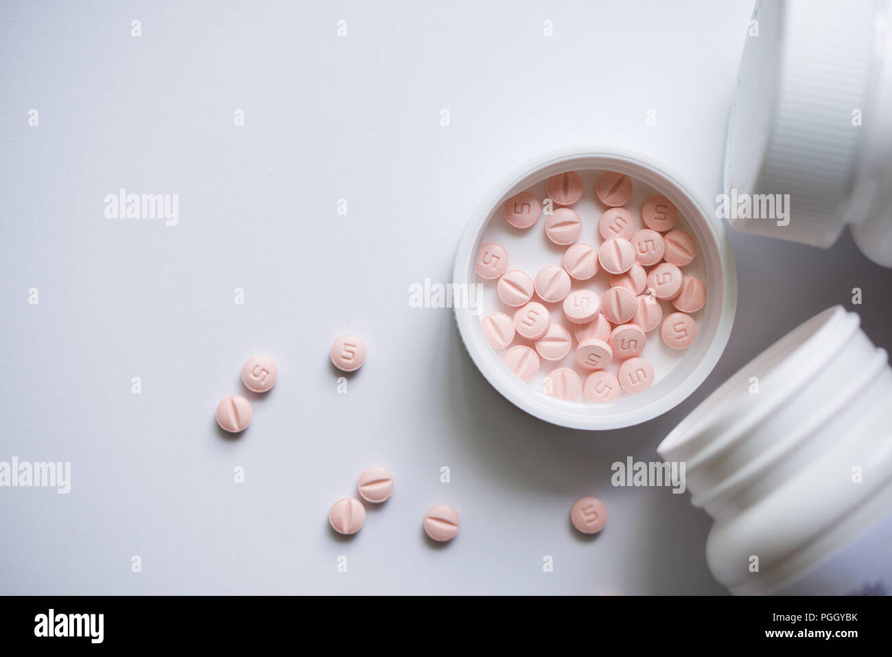 Bottle cap top view hi-res stock photography and images - Alamy