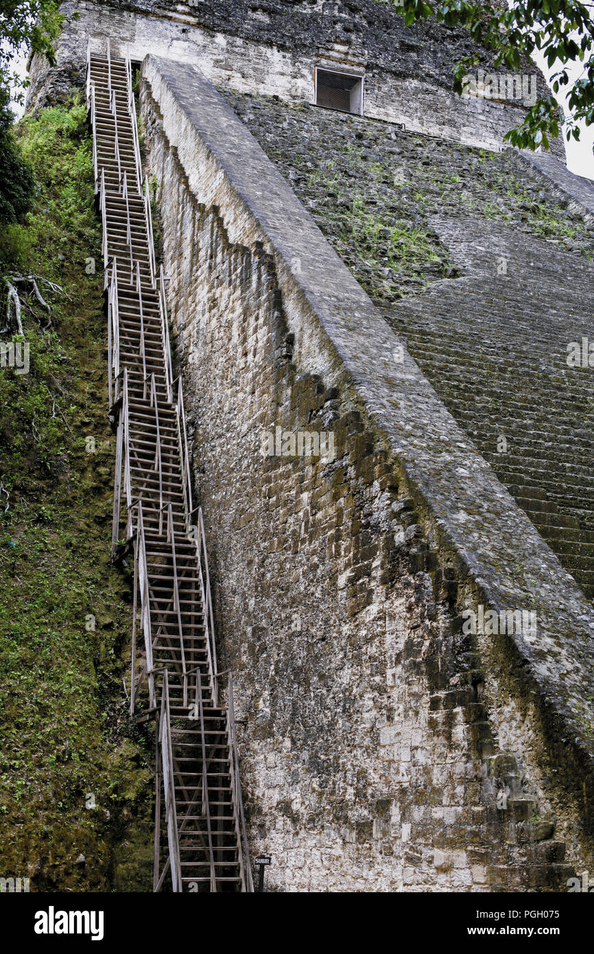 Hazardous steps hi-res stock photography and images - Alamy